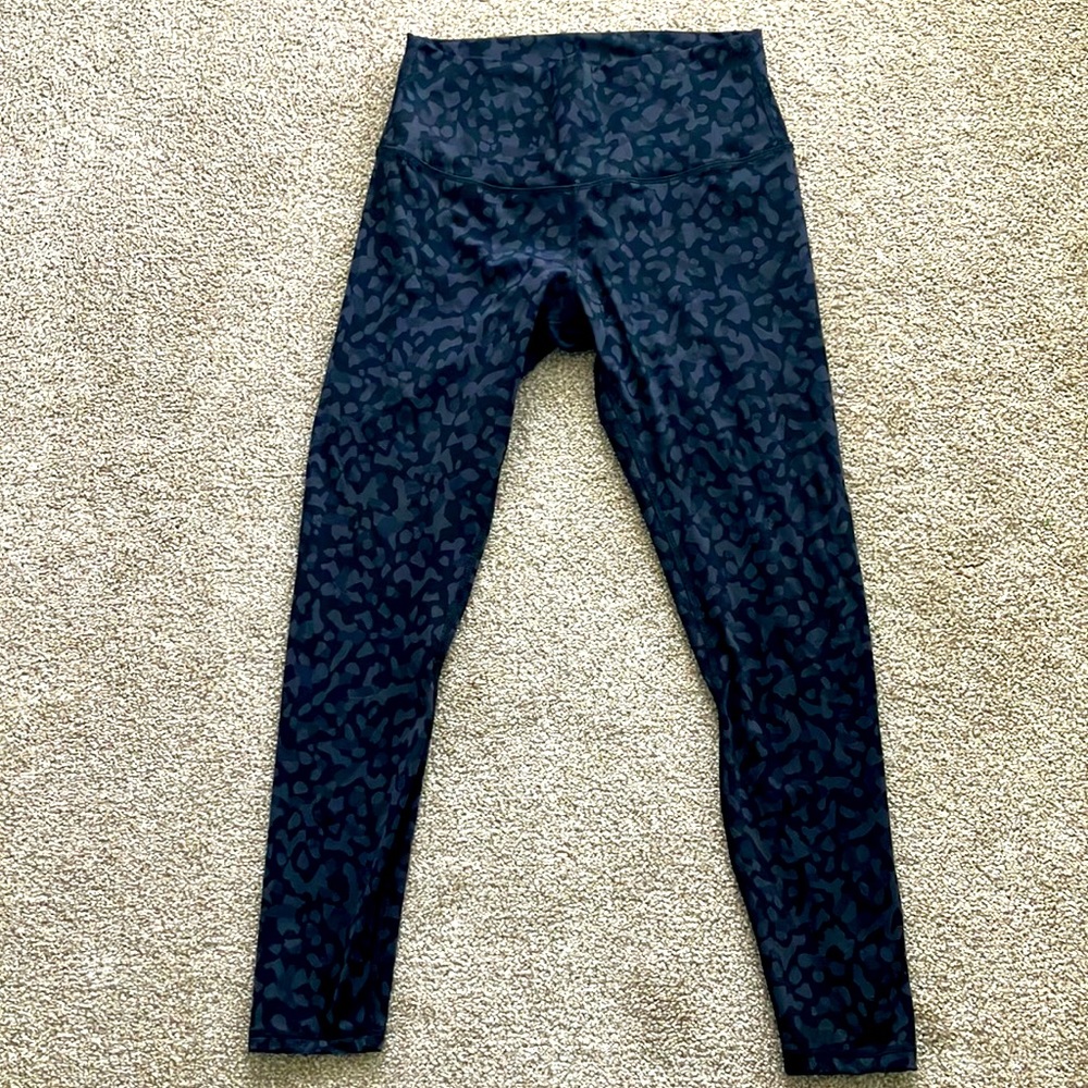 Lululemon Athletica Black Leopard Print Leggings Size… - Gem